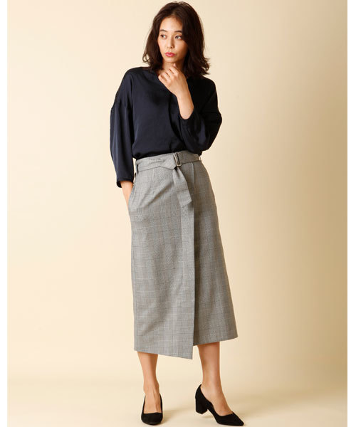 INED（イネド）の「バックファスナーブラウス（シャツ/ブラウス）」 - WEAR