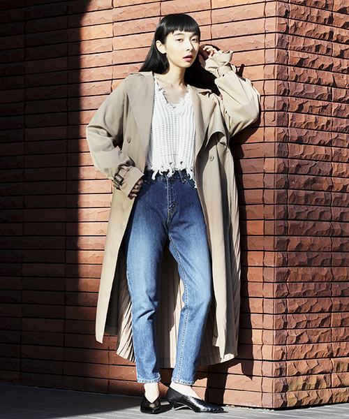 AMERI（アメリ）の「【AMERI VINTAGE】シースルーバックプリーツトレンチコート 018170020（トレンチコート）」 - WEAR