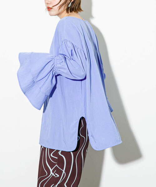 KBF（ケイビーエフ）の「2WAYフレアスリーブブラウス（シャツ/ブラウス）」 - WEAR