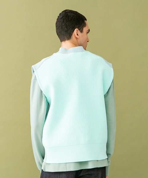 UNITED TOKYO（ユナイテッドトウキョウ）の「バイカラーオーバーサイズニットベスト/ビックシルエット（ベスト）」 - WEAR