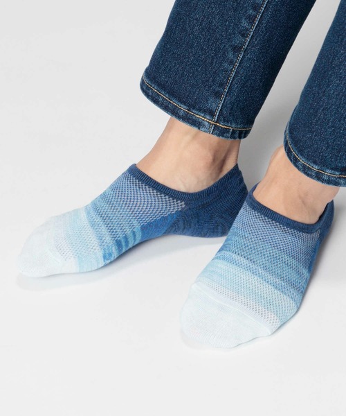 Right-on（ライトオン）の「【BASIC SOCKS】ISカラーグラデ（ソックス/靴下）」 - WEAR