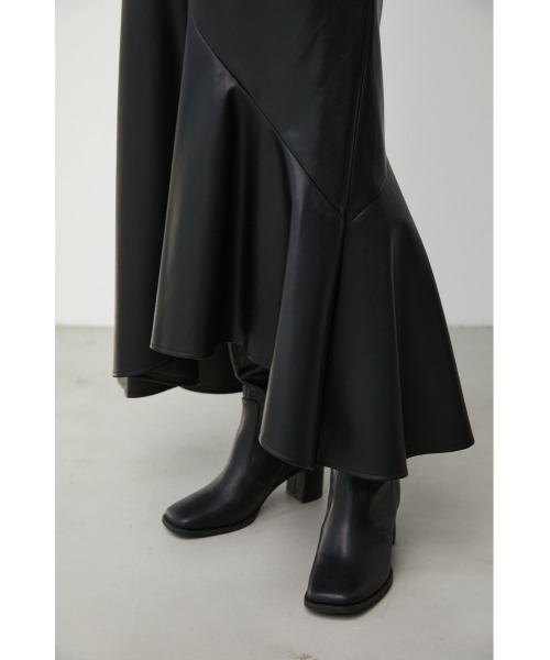 AZUL BY MOUSSY（アズールバイマウジー）の「FAUX LEATHER MERMAID SK/フェイクレザーマーメイドスカート ...