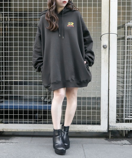 PairPair（ペアペア）の「【PairPair×minagi】Nippy Dogsビッグパーカー(ユニセックス)（パーカー）」 - WEAR