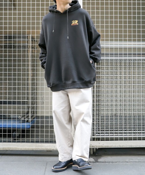 PairPair（ペアペア）の「【PairPair×minagi】Nippy Dogsビッグパーカー(ユニセックス)（パーカー）」 - WEAR