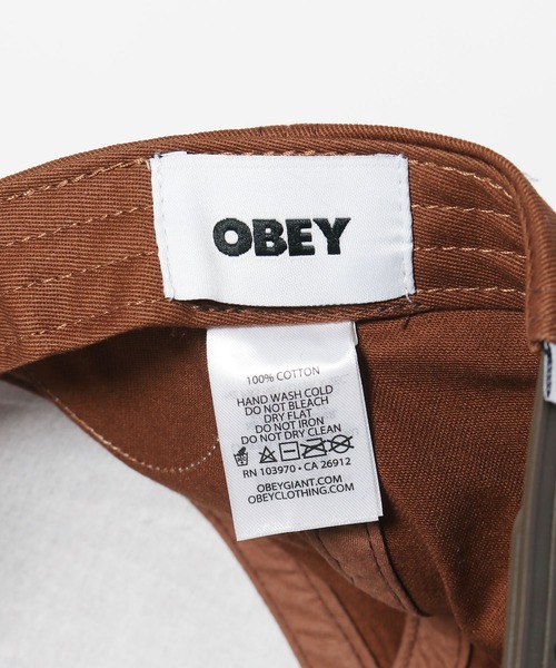 OBEY（オベイ）の「OBEY/オベイ FRANK 5 PANEL SNAPBACK キャップ（キャップ）」 - WEAR