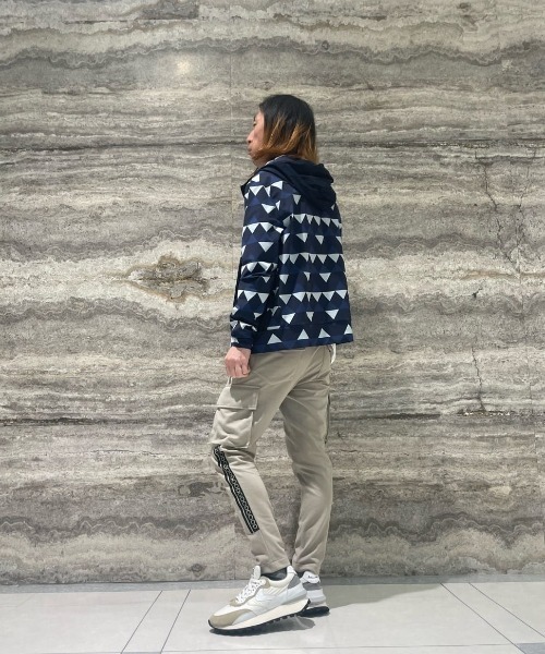 P.M.D.S.（ピー エム ディー エス）の「P.M.D.S./ピー エム ディー エス/INVISIBLE FLEECE GEO/525SW（パーカー）」 - WEAR