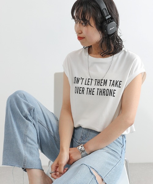 COLONY 2139（コロニートゥーワンスリーナイン）の「リッチコットンロゴプリントノースリーブ（タンクトップ）」 - WEAR