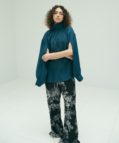 OPULENCE（オーピュレンス）の「ハイネック2WAYスリーブブラウス（シャツ/ブラウス）」 - WEAR