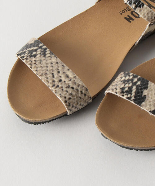 PLAKTON（プラクトン）の「[プラクトン]PLAKTON SC ストラップ サンダル（サンダル）」 - WEAR