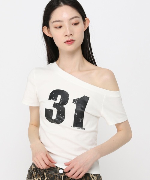 3.3 Field Trip （3.3フィールドトリップ）の「3.3 Field Trip／オフショルナンバーT（Tシャツ/カットソー）」 - WEAR