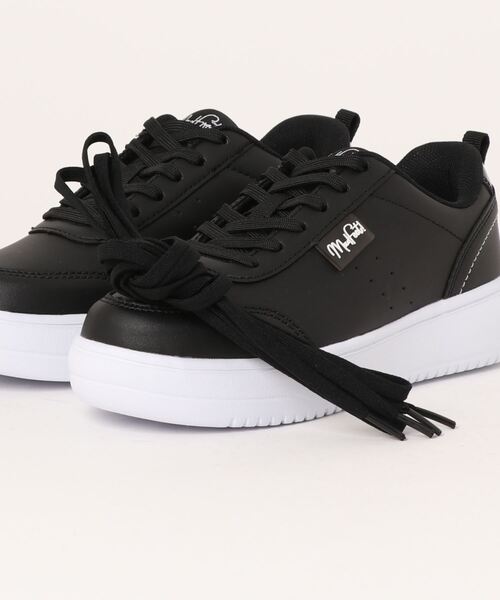 MAD FOOT（マッドフット）の「MADFOOT! マッドフット キッズ カジュアルシューズ スニーカー【軽量/幅広3E】ゴム製替えひも付き ...