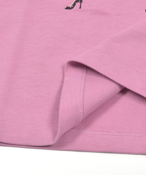 BeBe（ベベ）の「【JALコラボ】BonVoyageガール肩フリル長袖Tシャツ(90~130cm)（Tシャツ/カットソー）」 - WEAR