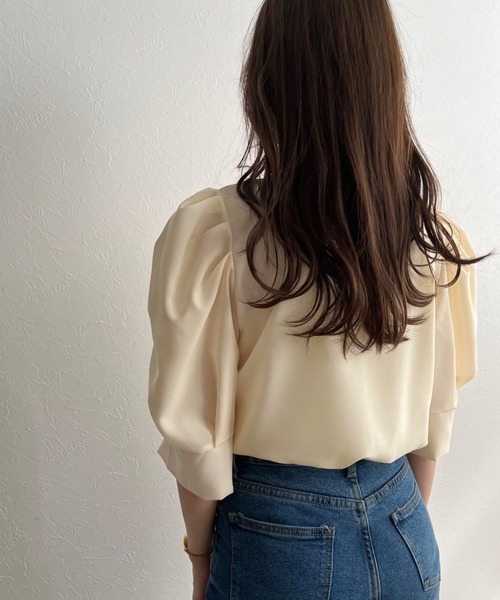 ISOOK（アイスー）の「【ZOZOTOWN限定】Puffsleeve blouse / パフスリーブブラウス（シャツ/ブラウス）」 - WEAR