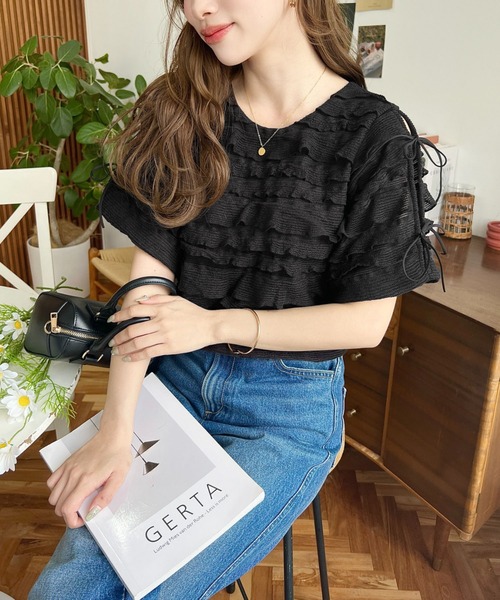 moment+（モーメントプラス）の「カットフリル袖リボン半袖カットソー（Tシャツ/カットソー）」 - WEAR