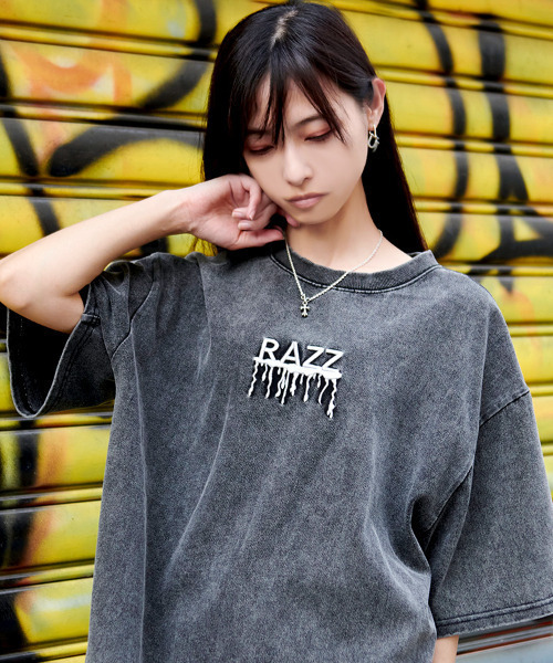 『RAZZIS/ラズイズ』ドロッピングロゴ3D刺繍天竺半袖Tシャツ（Tシャツ/カットソー）｜RAZZIS（ラズ）のファッション通販 - ZOZOTOWN