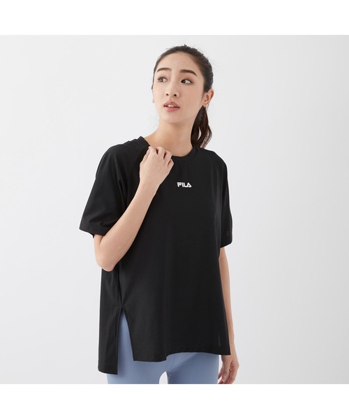 FILA（フィラ）の「FILA/フィラ 水陸両用 半袖 ブランド ロゴ ストレッチ 吸水速乾 UVカット 軽量 ラッシュガード クルーネック Tシャツ（Tシャツ/カットソー）」 - WEAR