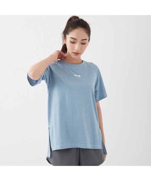 FILA（フィラ）の「FILA/フィラ 水陸両用 半袖 ブランド ロゴ ストレッチ 吸水速乾 UVカット 軽量 ラッシュガード クルーネック Tシャツ（Tシャツ/カットソー）」 - WEAR