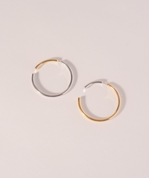 novice（ノーヴィス）の「【novice】Bicolor Linear Hoop Pierce（ピアス（両耳用））」 - WEAR