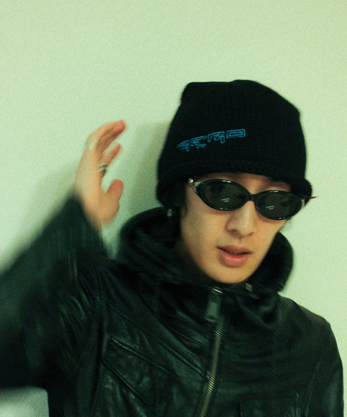 【セール】ROOP TOKYO × SHUNSUKE / Kia Vella オリジナルデザイン ビーニー ニット帽 刺繍入り（ニットキャップ ...