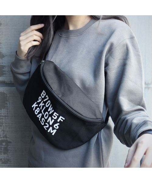 KLON（クローン）の「KLON ACTIVE BODY BAG SERIAL NUMBER（ボディバッグ/ウエストポーチ）」 - WEAR
