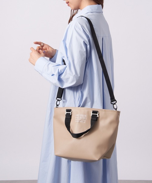 【セール】【FREDRIK PACKERS】EC限定商品 FAM TOTE ECO LEATHER WIDE（トートバッグ）｜FREDRIK ...