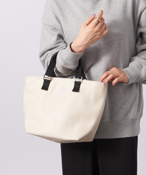 【セール】【FREDRIK PACKERS】EC限定商品 FAM TOTE ECO LEATHER WIDE（トートバッグ）｜FREDRIK ...