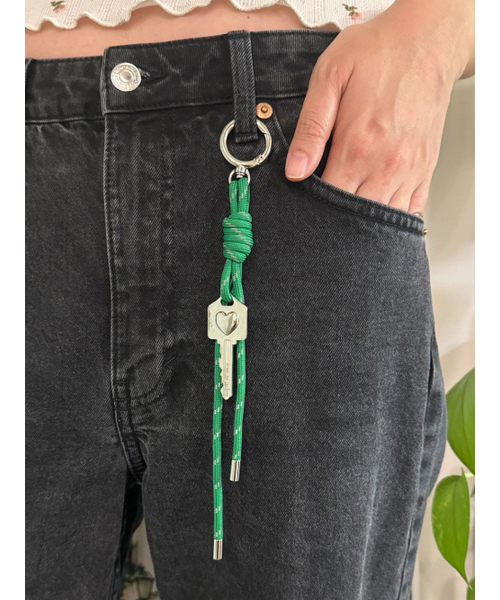 August Harmony（オーガストハーモニー）の「Color Fake Keyring - Green（キーケース/キーアクセサリー ...