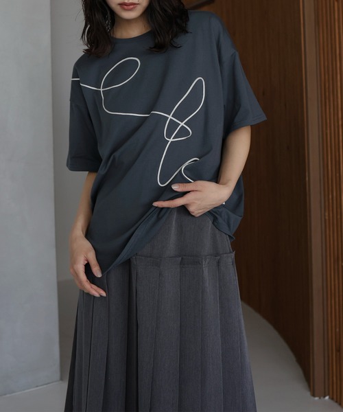 hellam（へラム）の「コード刺繍ニュアンス柄Tシャツ（Tシャツ/カットソー）」 - WEAR