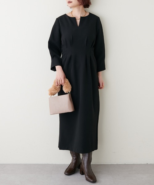 natural couture（ナチュラルクチュール）の「幅広いシーンで活躍する パール取外し2WAYお上品ワンピース（ワンピース）」 - WEAR