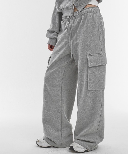 BLACKUP（ブラックアップ）の「[B-BASIC] ヘビーコットンカーゴ2WAYバンディングパンツ（スウェットパンツ）」 - WEAR