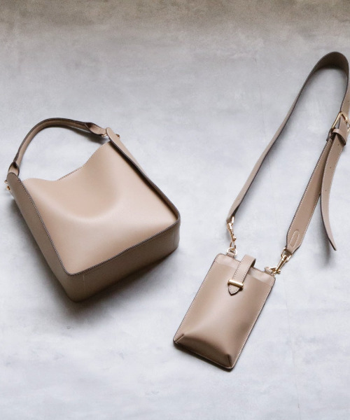 【セール/ブランド古着】2WAYバッグ（ショルダーバッグ）｜cache cache（カシュ カシュ）のファッション通販 - ZOZOUSED