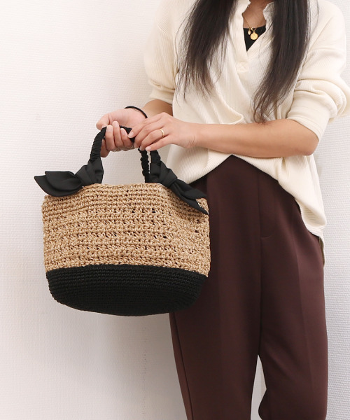 cache cache（カシュ カシュ）の「カシュカシュ cachecache / 下がりリボン切替編みトート（トートバッグ）」 - WEAR