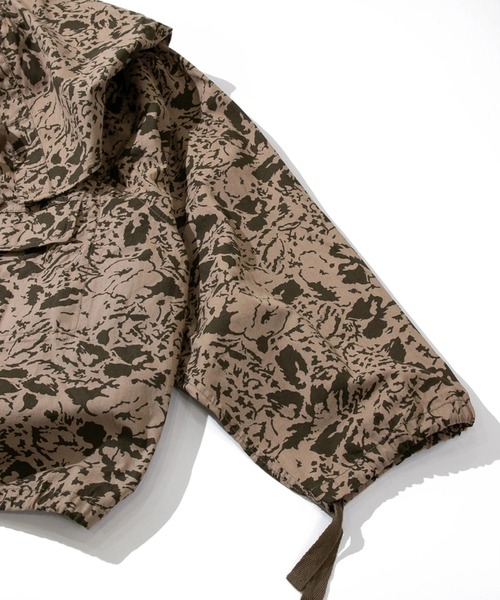 TOBILA（トビラ）の「TOBILA/トビラ リーフカモフラプリントアノラックパーカー（その他アウター）」 - WEAR