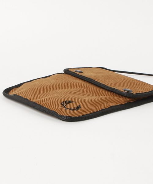 FRED PERRY（フレッドペリー）の「Branded Cord Pouch（ショルダーバッグ）」 - WEAR