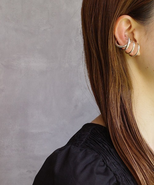 Lemme.（レム）の「【別注】Lemme for ISOLATION /Twist Earcuff / イヤーカフ / シルバー925（イヤーカフ）」 - WEAR