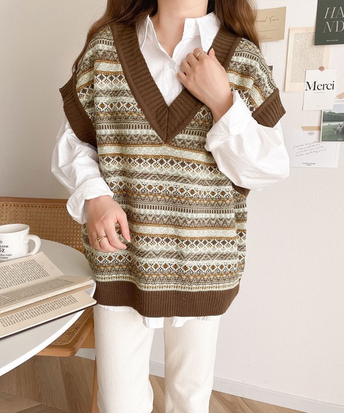 classicalelf（クラシカルエルフ）の「Vネックニット（ニット/セーター）」 - WEAR