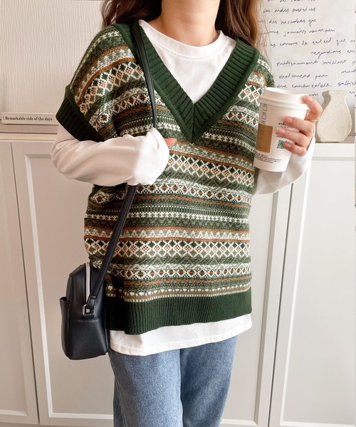 classicalelf（クラシカルエルフ）の「Vネックニット（ニット/セーター）」 - WEAR