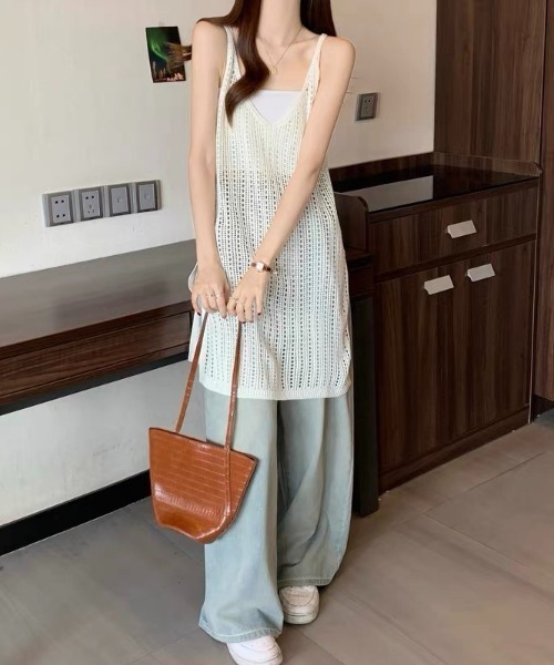 GEMEDA（ジェメダ）の「Vネック透け感編みベストニット（ニット/セーター）」 - WEAR