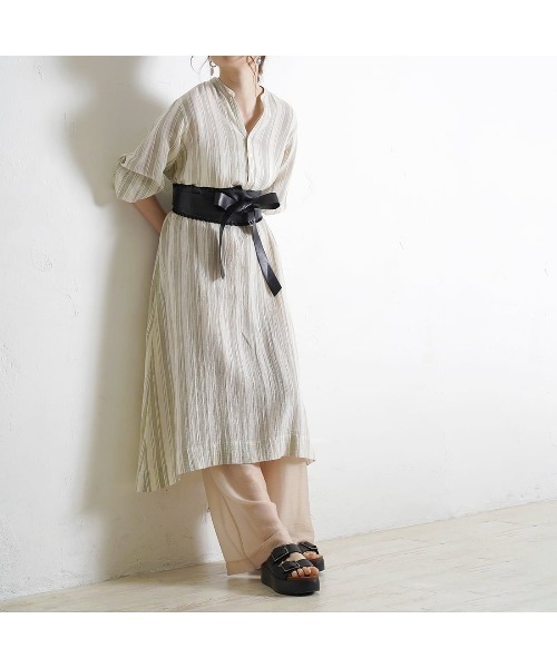 Clarks（クラークス）の「Botanic Slide / ボタニックスライド (ブラックレザー)（サンダル）」 - WEAR