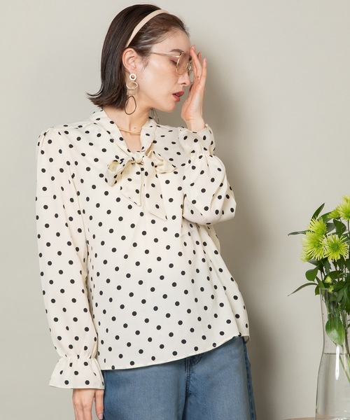MHBG TOKYO（エムエイチビージートーキョー）の「ドット ボウタイブラウス（シャツ/ブラウス）」 - WEAR