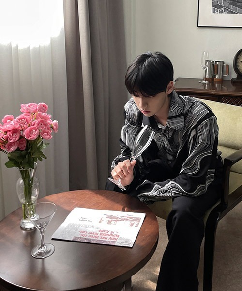 ASCLO（エジュクロ）の「ASCLO Maro Leon Marble Shirt（シャツ/ブラウス）」 - WEAR