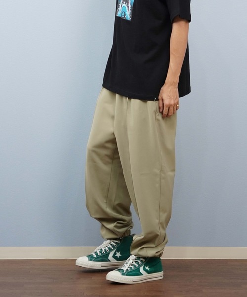 センターシームワイドイージーパンツ（その他パンツ）｜DEAR LAUREL（ディアローレル）のファッション通販 - ZOZOTOWN