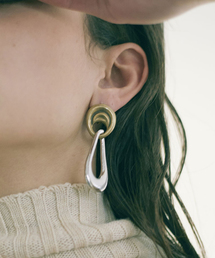 Mio｜AMERIのイヤリングを使ったコーディネート - WEAR