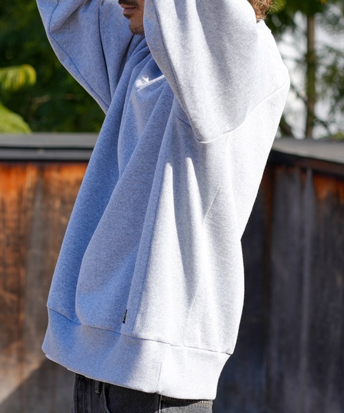 RVCA（ルーカ）の「RVCA メンズ RECESSION CREW トレーナー【2023年冬モデル】/ルーカワンポイントブランドロゴ ...