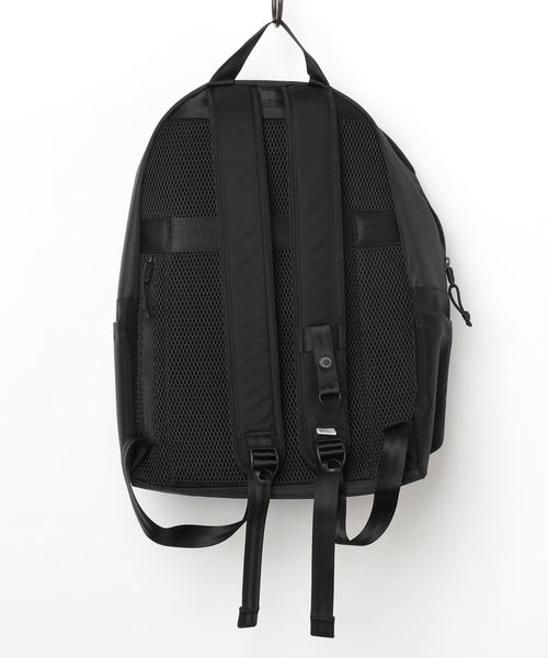 THE BROWN BUFFALO（ザブラウンバッファロー）の「THE BROWN BUFFALO STANDARD ISSUE BACKPACK (BLACK)（バックパック/リュック ...