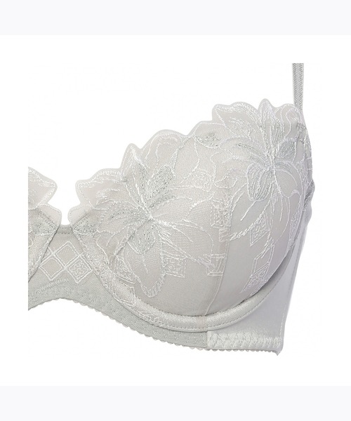 AMOSTYLE BY Triumph（アモスタイルバイトリンプ）の「【ブラズレしにくくラクちんな着けごち】夢みるブラ ブラジャー キス ザ ミラー【E,Fカップ】 AMST1451 WHU2 ...