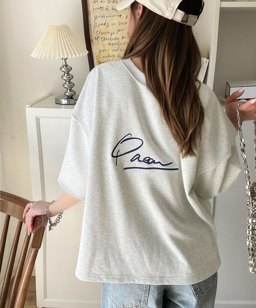 Java（ジャバ）の「《JaVaジャバコラボ》大胆ロゴで魅せる。前後2way裏毛胸元PAEANロゴ半袖Tシャツ（Tシャツ/カットソー）」 - WEAR