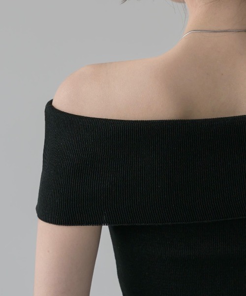 NEUNA（ヌナ）の「ハーフスリーブオフショルトップス（Tシャツ/カットソー）」 - WEAR