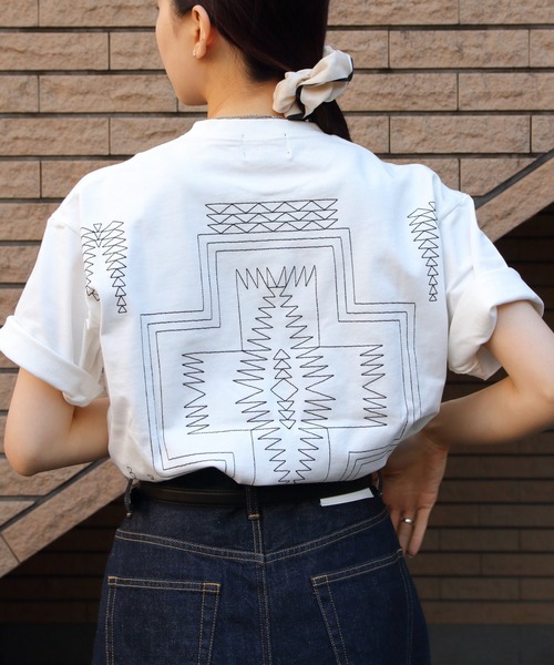 PENDLETON（ペンドルトン）の「PENDLTON/ペンドルトン バック刺繍TEE BACK EMB SHORTSLEEVE TEE（Tシャツ/カットソー）」 - WEAR