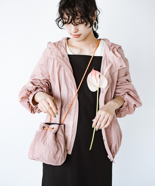 haco!（ハコ）の「haco!×NOKI 花をまとうコラボシリーズ【アンスリウム】巾着バッグ（ショルダーバッグ）」 - WEAR